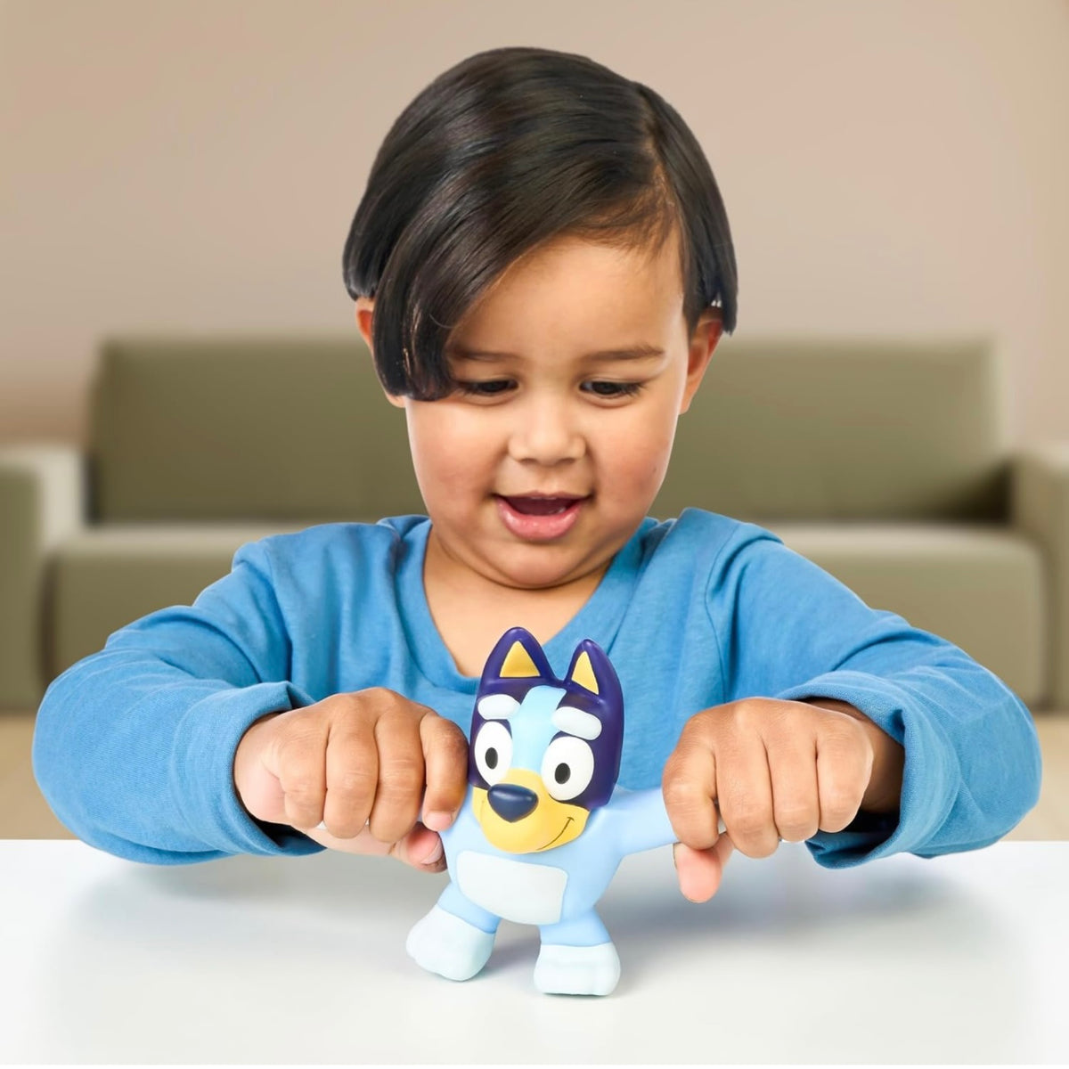 Bluey Super Stretchy Bluey Figure | Kidstationph
